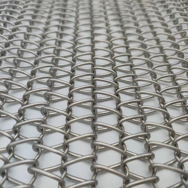 Interlocked Spiral Wire Mesh Size 2mm-20mm Customized Color Stainless Steel